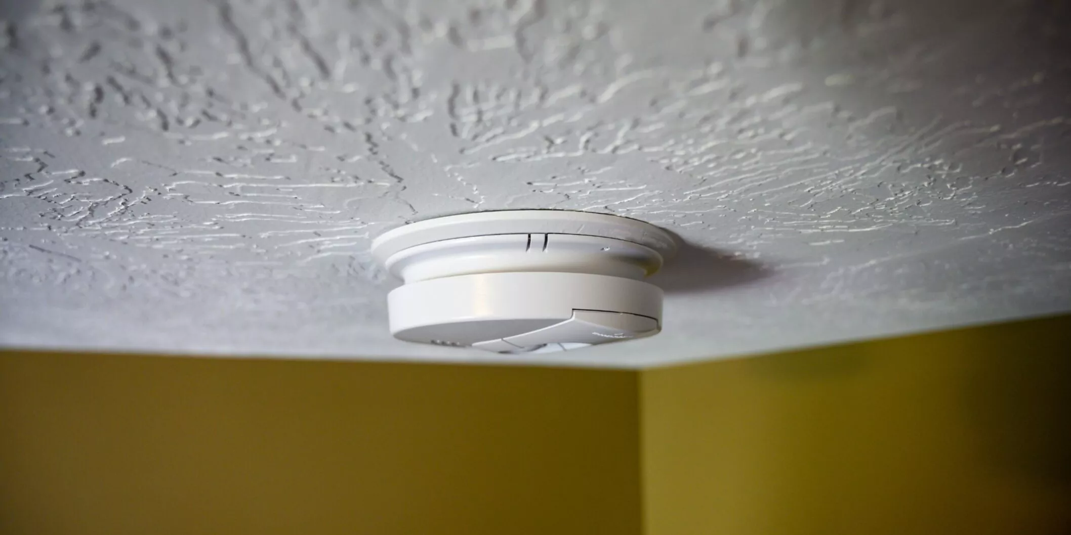 How to Test Smoke Detector - OneAZ Alarm